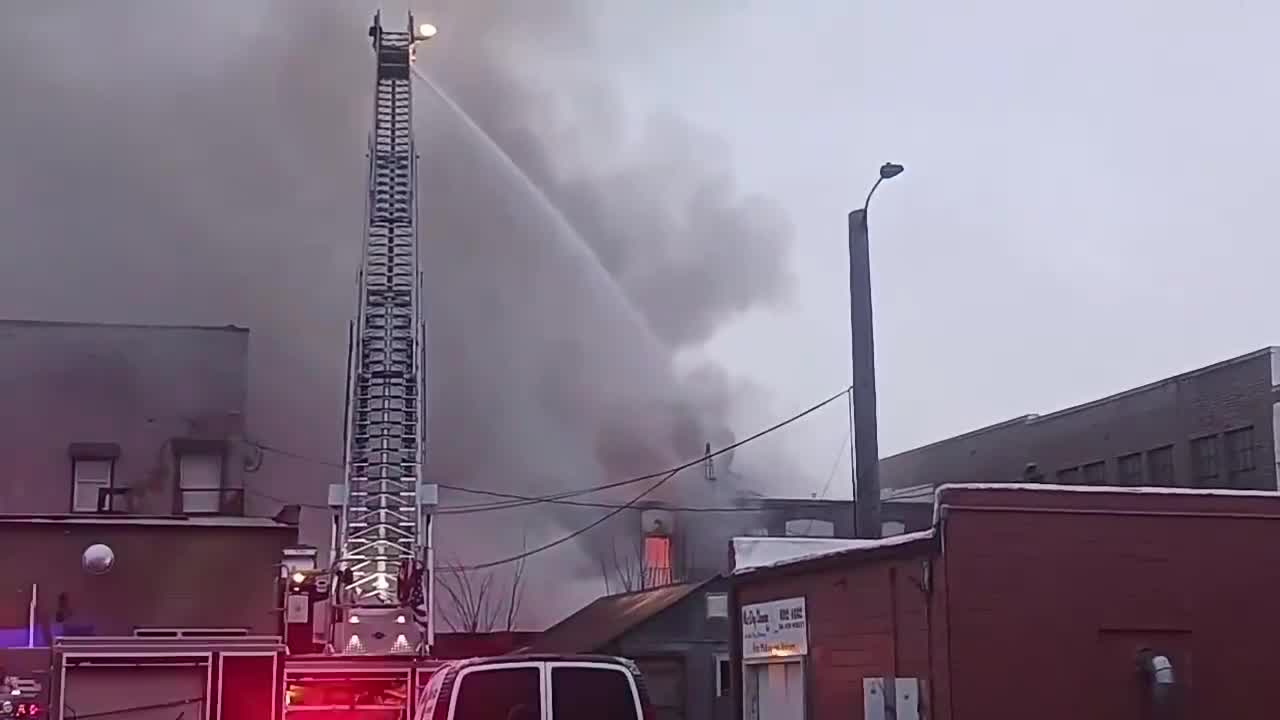 WATCH: Crews battle fire in downtown Brookings – KELOLAND.com
