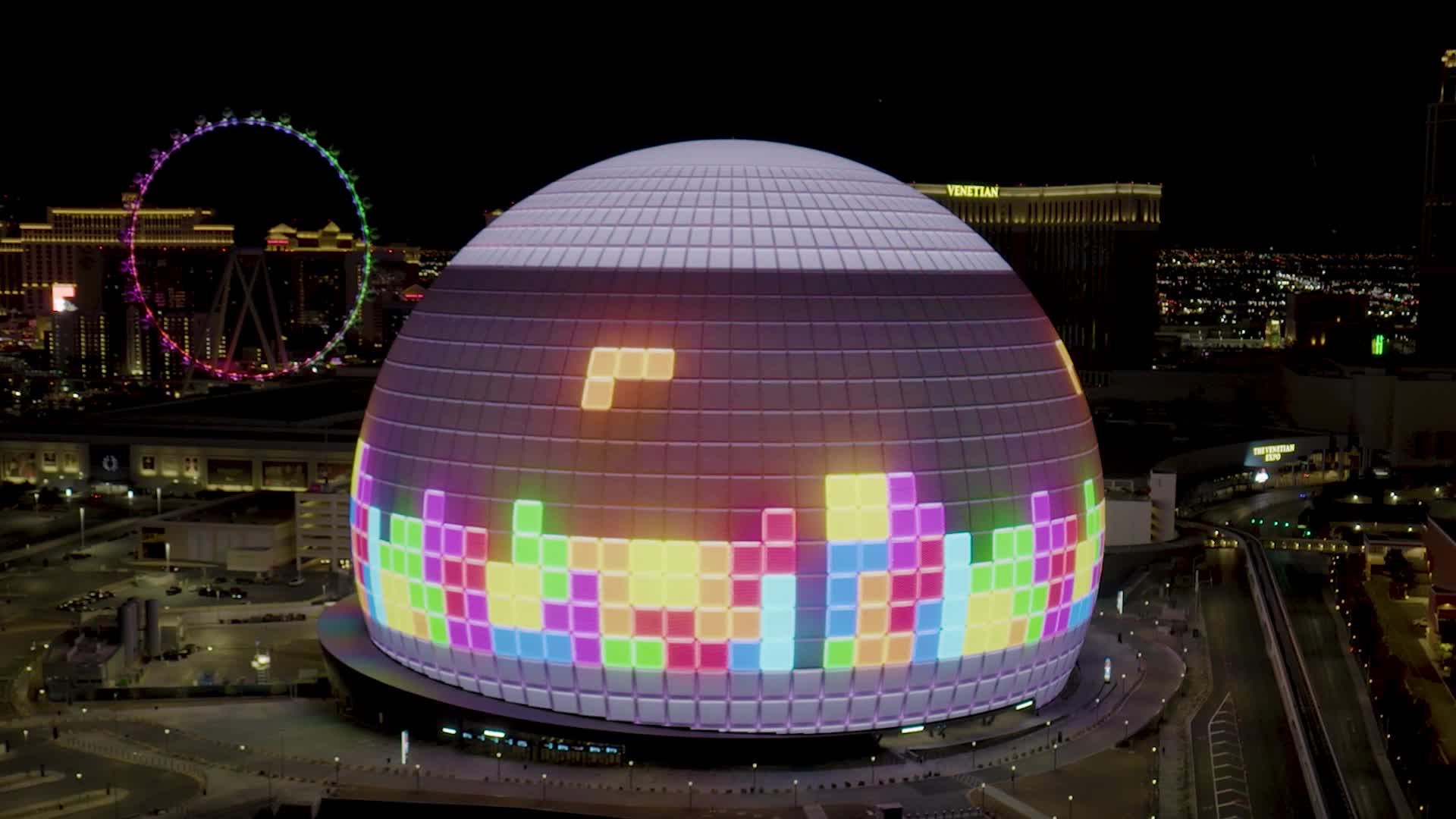 Tetrisphere? Russian puzzle game takes over Las Vegas landmark – FOX 2