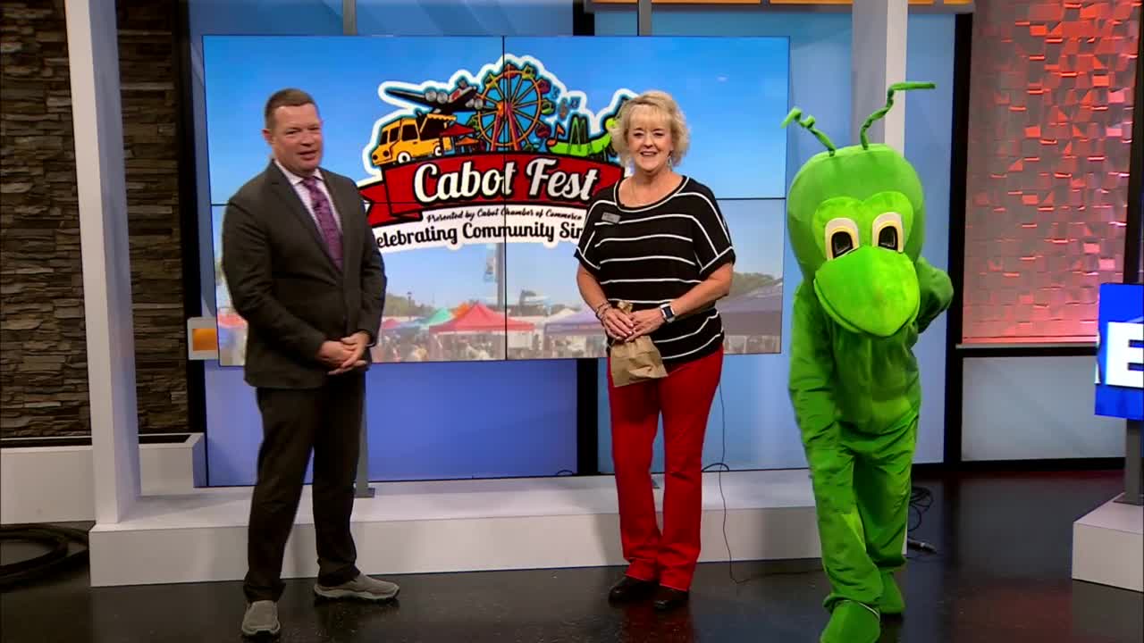 Pat Walker spits crickets ahead of annual Cabot Fest – KLRT – FOX16.com
