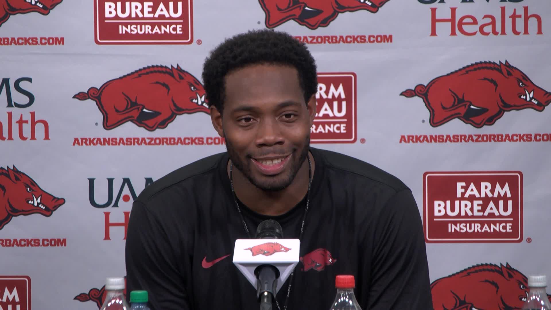 Kenny Guiton speaks to the progress in the wide receiver room – KNWA FOX24