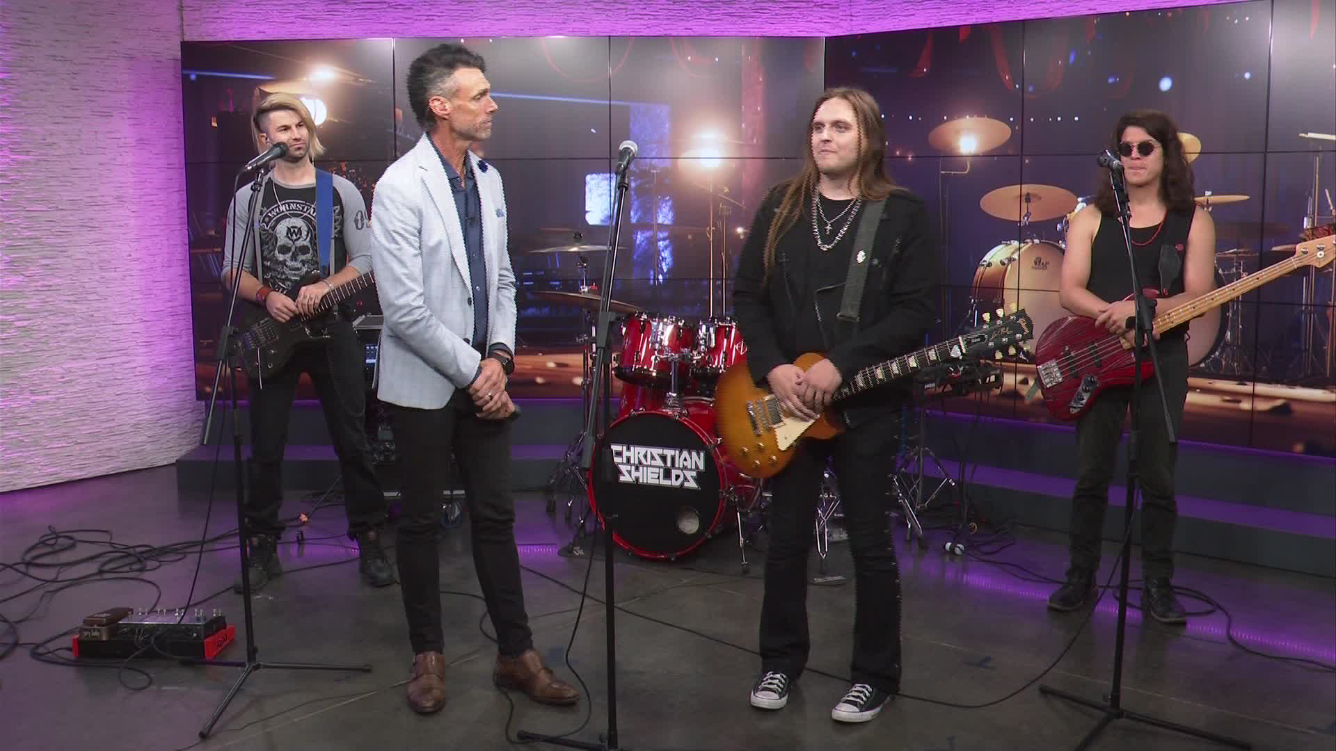Rock Artist Christian Shields Performs Live in Fayetteville – KNWA FOX24