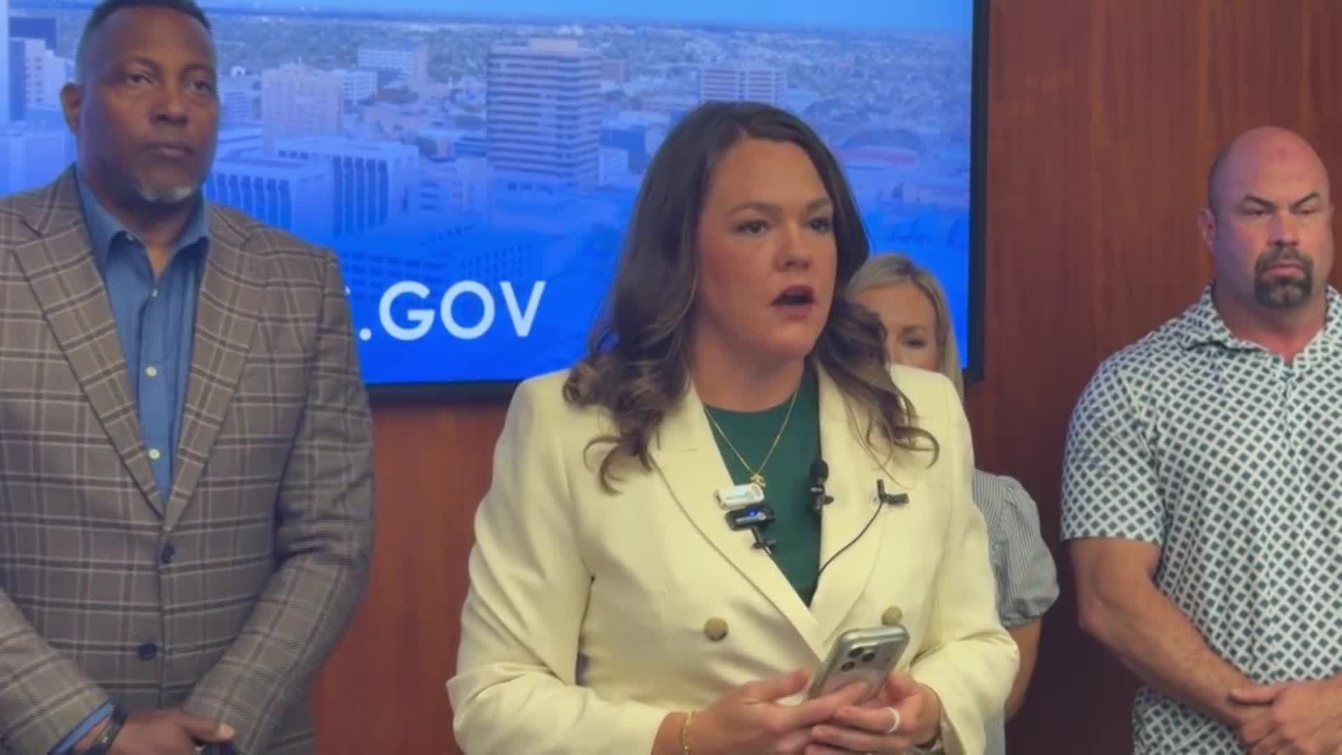 Mayor Lori Blong addresses the community amid shooting – KXAN Austin