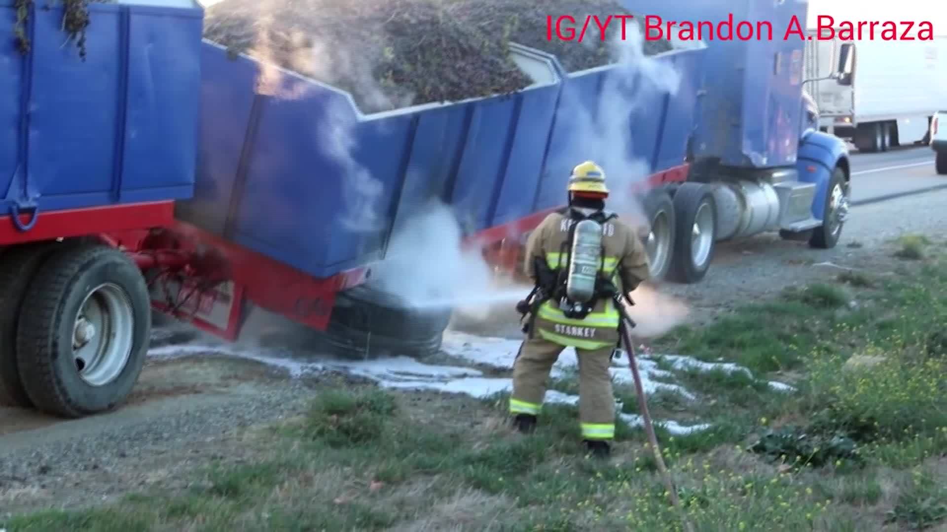 Video shows firefighters extinguish grape truck fire – KGET 17