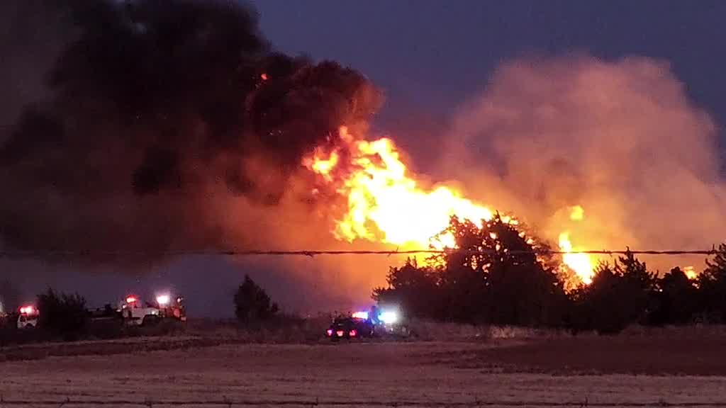 Crews working fire NE of McLean Monday Video 2 – KAMR – MyHighPlains.com