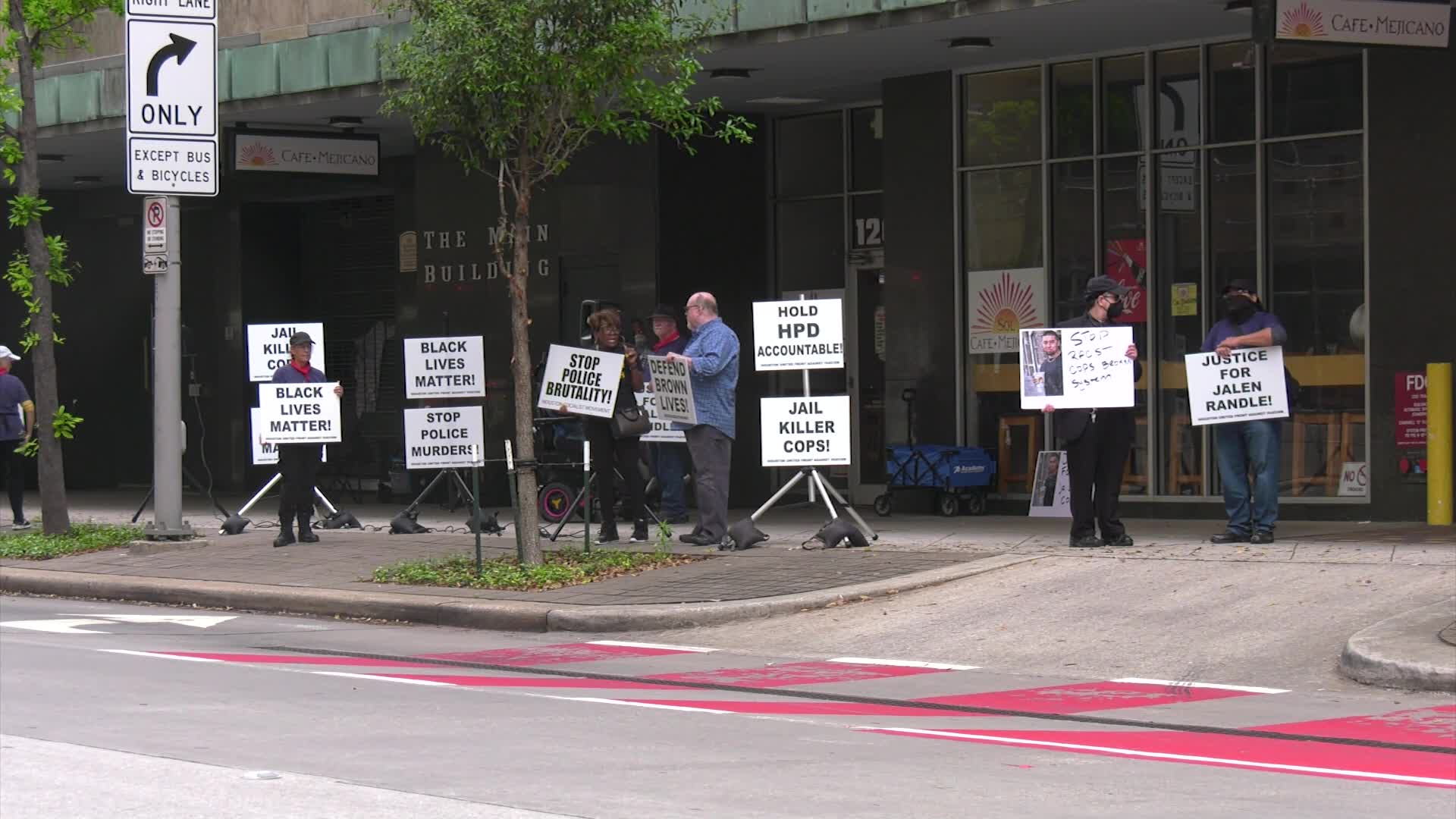 Protesters calling for the Houston Police Department to be held ...
